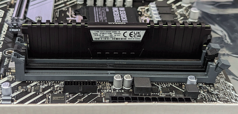 DDR4とDDR5の違いと選び方完全ガイド パソコンの性能アップに必須！ | ゲーミングPC NAVI